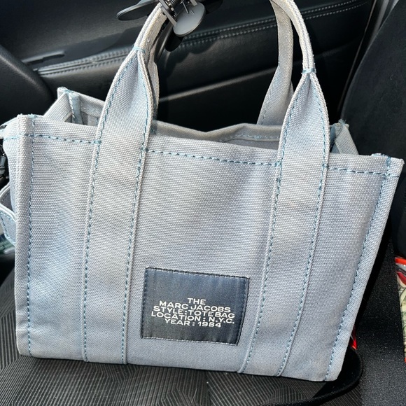 Marc Jacobs | Bags | Marc Jacobs The Tote Bag | Poshmark